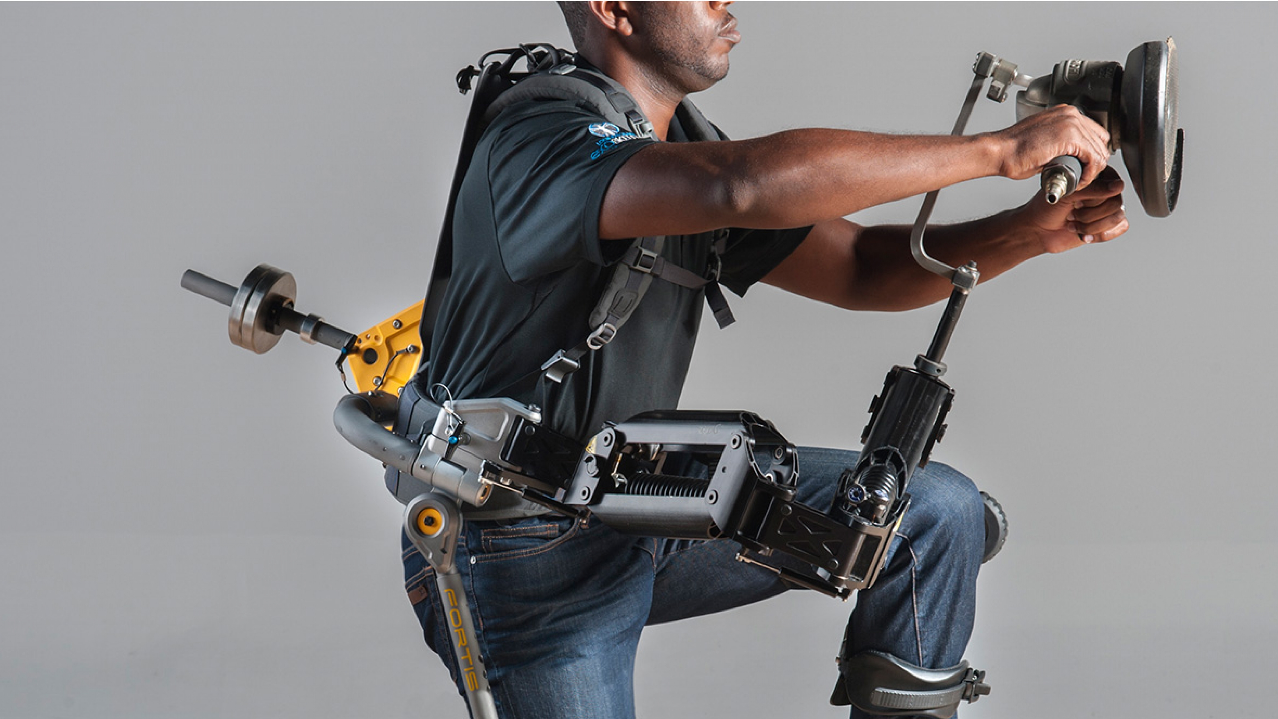 FORTIS Human-Powered Exoskeleton | ROBRADY design